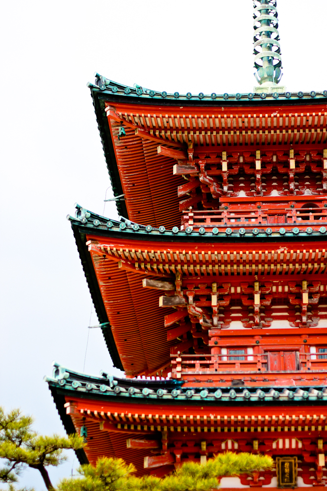 Sketching Japan: Temples and tiered roofs on a Japanese pilgrimage